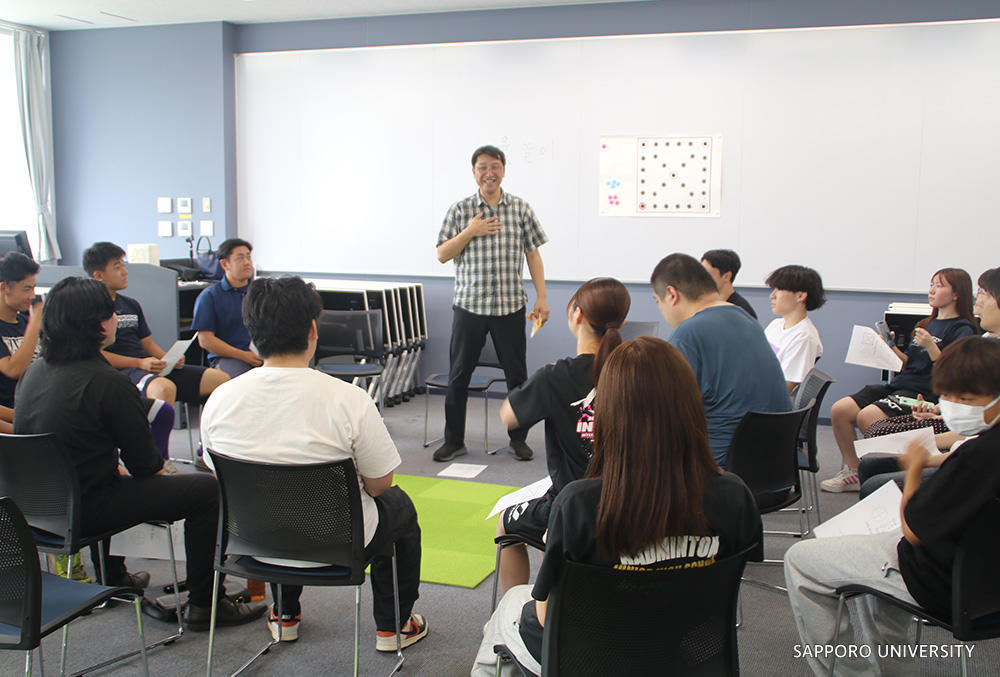 韓国文化体験会「韓国の伝統的な遊びユンノリを体験しよう！」を実施しました｜学生の活動｜札幌大学